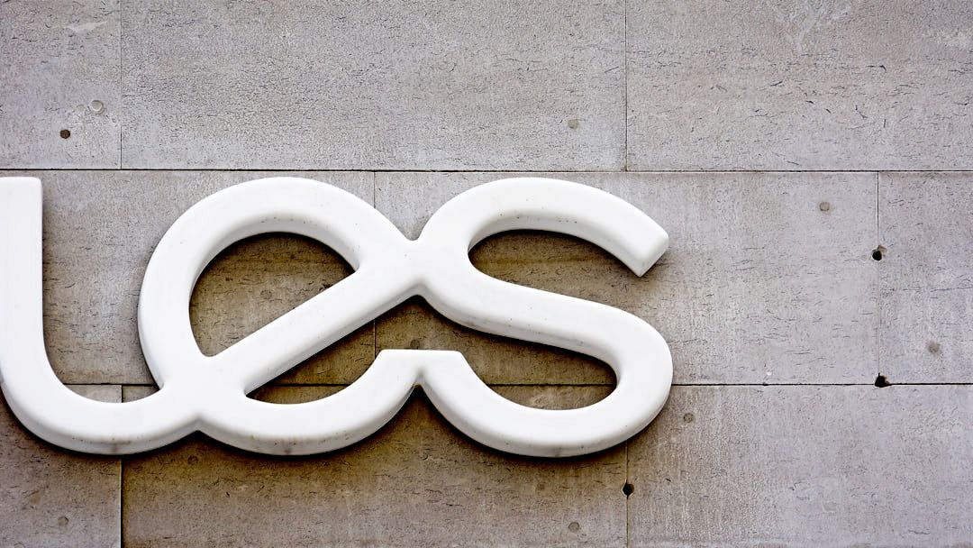 What Makes AI-Powered Logo Design Tools Essential for Modern Businesses?